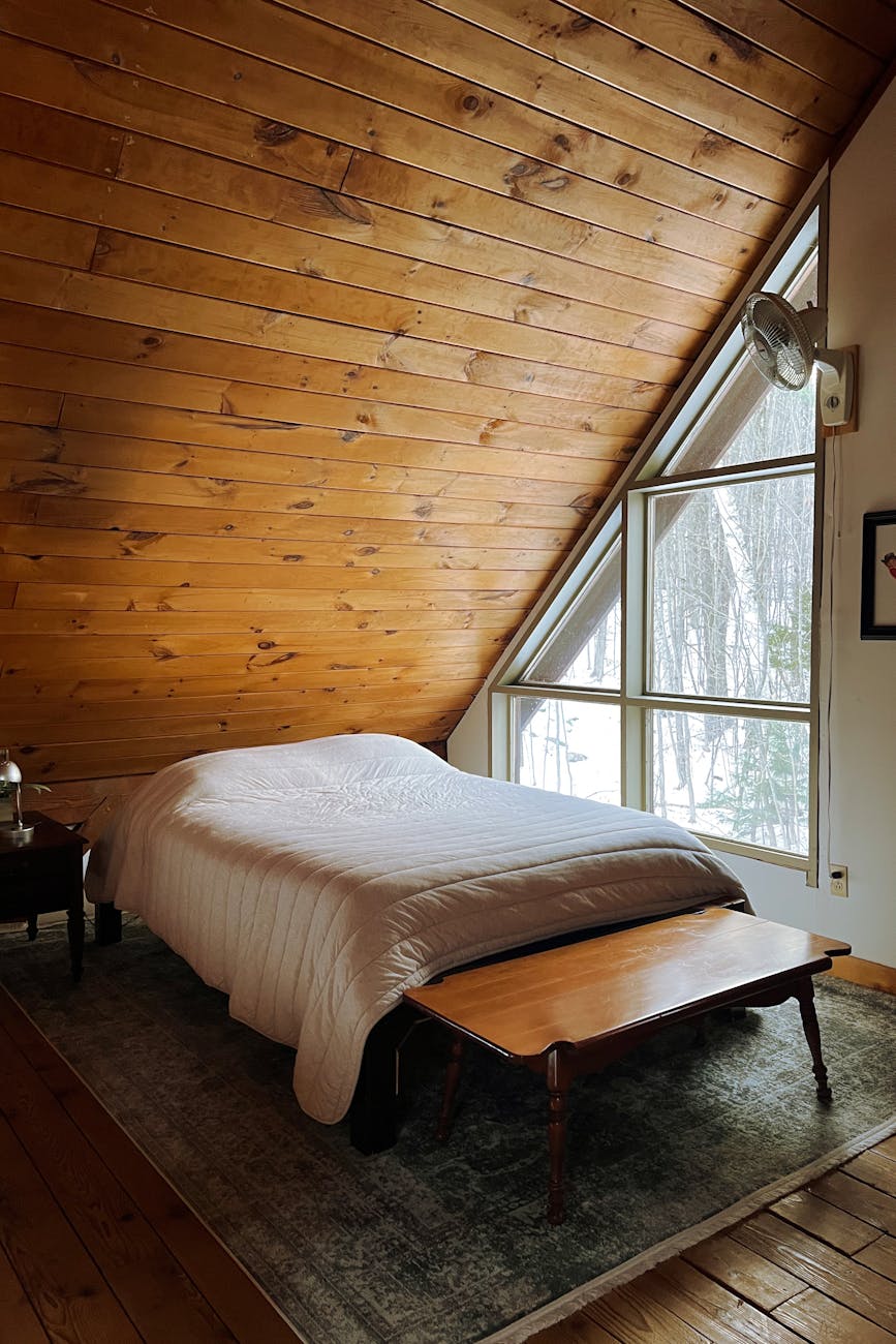 Cabin Windows – Pretty Good Builder